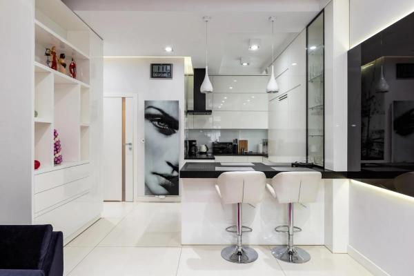 White Apartment & Parking - Sopot