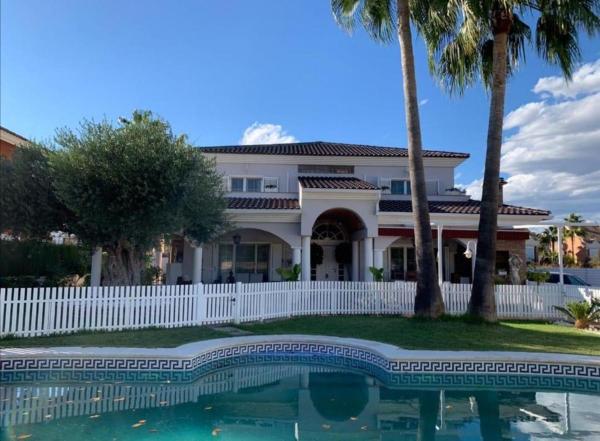 Luxury Tropical Villa In Grao Benicassim - Castellón de la Plana