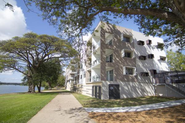 Jacana Apartments - Townsville