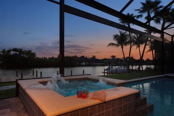Villa Capricorn - Sanibel Island, FL