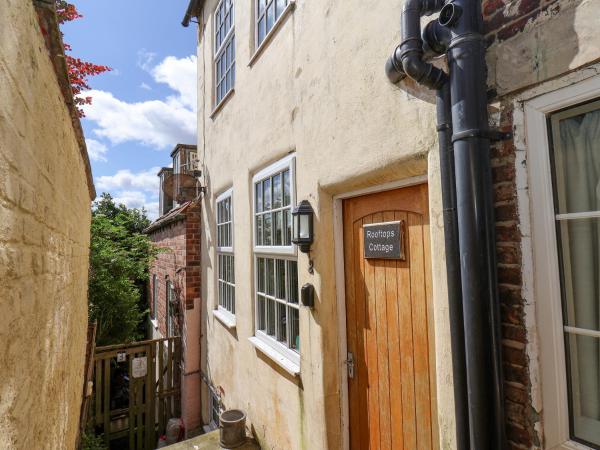 Rooftops Cottage - Runswick Bay