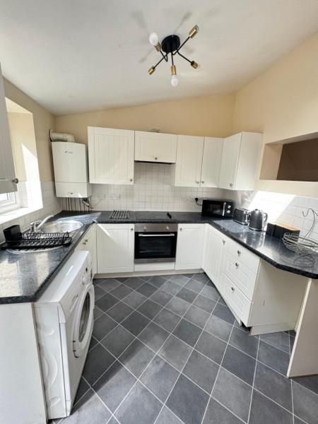 Shine Lodge - Chatham, Kent