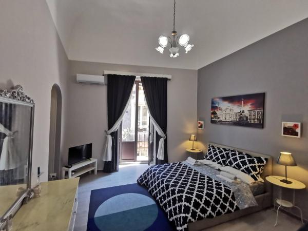 Two Rooms Bellini Near Teatro Massimo - Catania