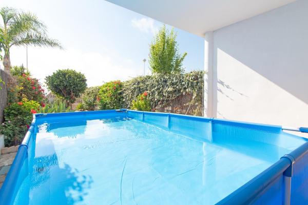 Global Properties, Adosado En Primera Linea De Playa Con Vistas Al Mar - Almenara