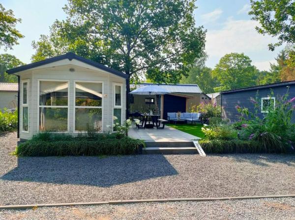 Veluws Chalet Ideaal Voor Wandelaars En Fietsers! - Epe