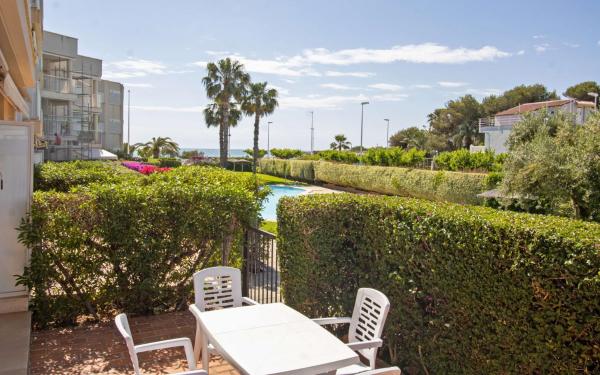 Planta Baja En Primera Linea - Roquer Marti Albert Villas - Cala Blanca