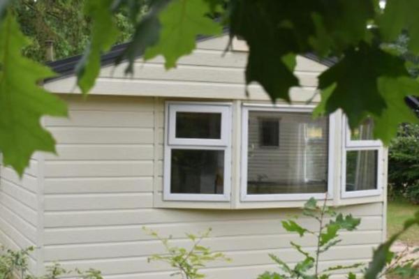 Chalet Onder De Eik - Vaassen