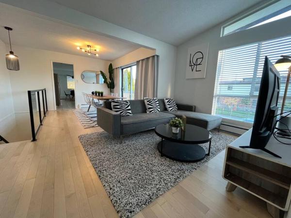 Beautiful Vancouver Special Home - Vancouver