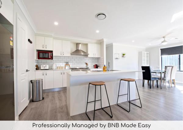 Magnolia Entertainer - Firepit, Pets Welcome - Elizabeth Park, Dubbo
