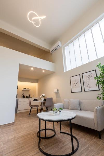 Acropolis Local Loft - Аспропиргос