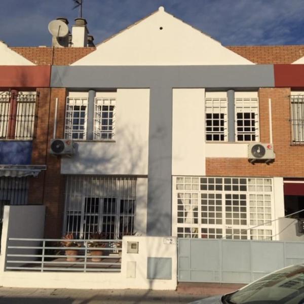 Casa Soleada En Calle Tranquila - セビーリャ