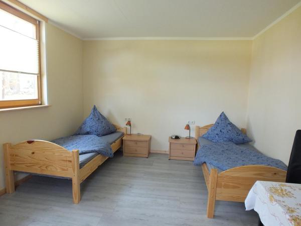 Bungalow 8 Mini - 巴爾特