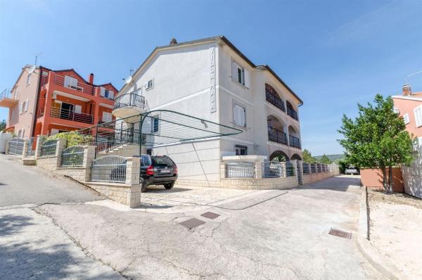 Apartments Maja - Rogoznica