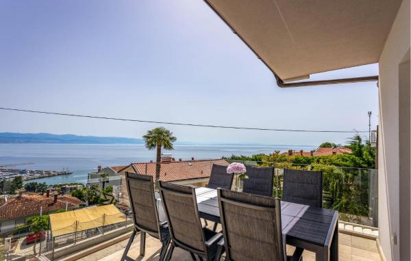 Pet Friendly Apartment In Icici - Lovran