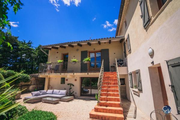 Belle Villa Provençale - Familiale - Grand Terrain - Uzès