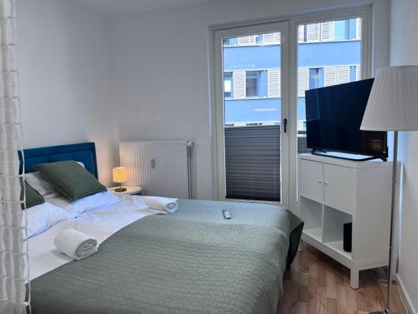 Aparthotel An Der Schlachte-bremen City-boxspringbett -Free Parking - Bremen
