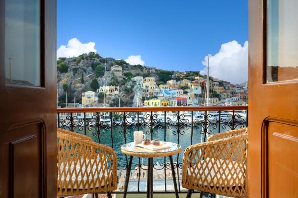 Annikas Port View-1st Floor - Symi