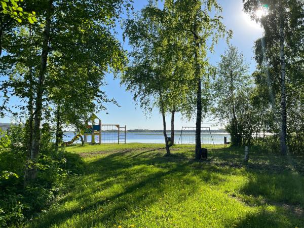 Tõhela Järve Puhkeküla - Estonia