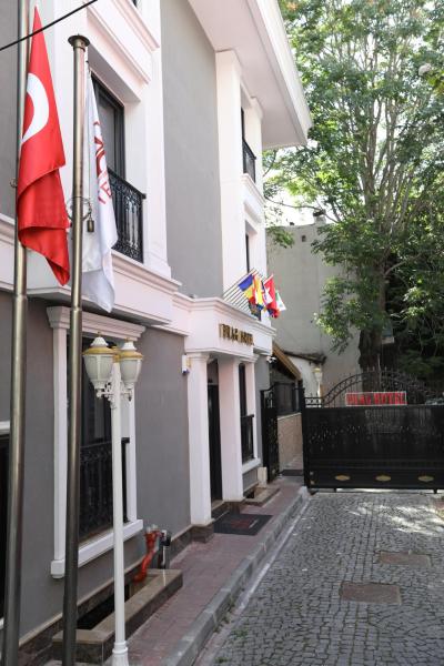 Prag Hotel - İstanbul