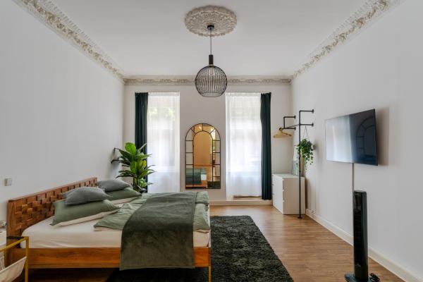 Leben Wie Ein Kreuzberger Altbau Charme Mit Stuck In Bester Kiezlage - Kreuzberg