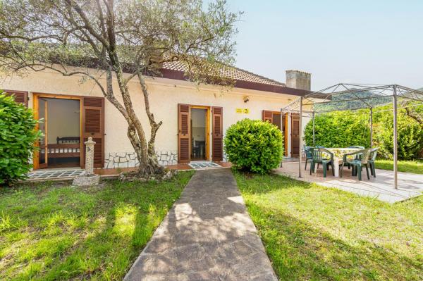 Yunger House With Garden And Balcony X5 - Deiva Marina