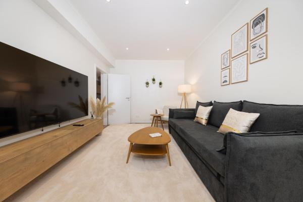 120sqm & 5-room Luxury Apartment With 2 Bathrooms - Berlin