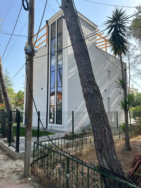 Beach Villa In Golem - Durrës