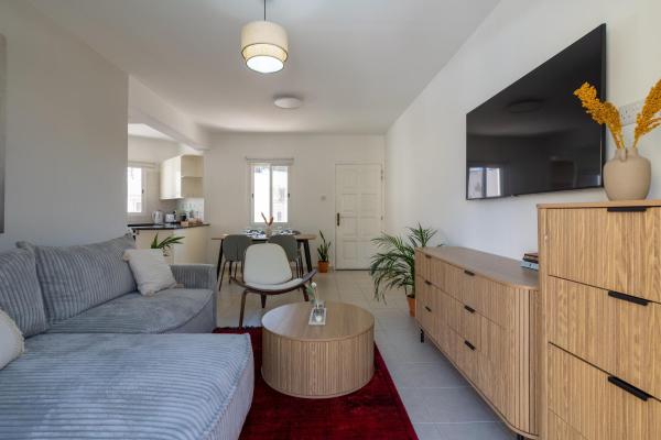 Stylish One Bedroom Apartment At Paphos Harbour - Paphos