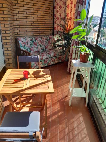 Casa Adriana, Balcon Y Parking Room In Shared Apartment - Costa Granadina