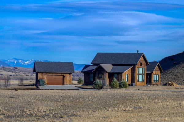 Double Mm Ranch - Emigrant, MT
