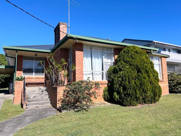 Conns Cottage - Bring Your Own Linen - South West Rocks