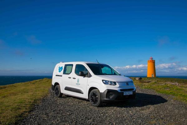 Fiat Doblo Maxi Camper Basic - Islândia