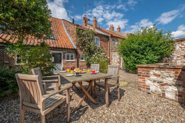Skeet Cottage - Burnham Market