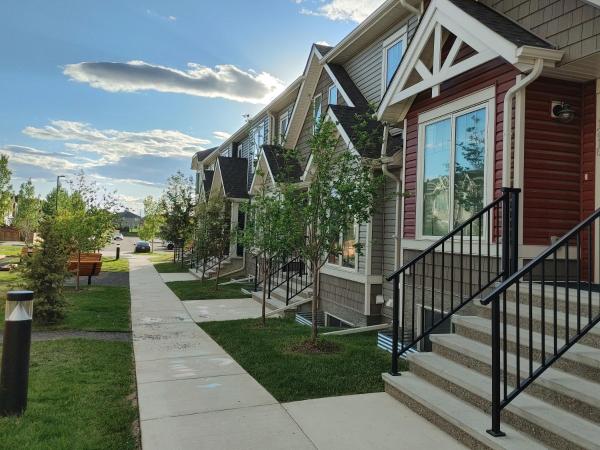 Genesis Townhouse - Calgary