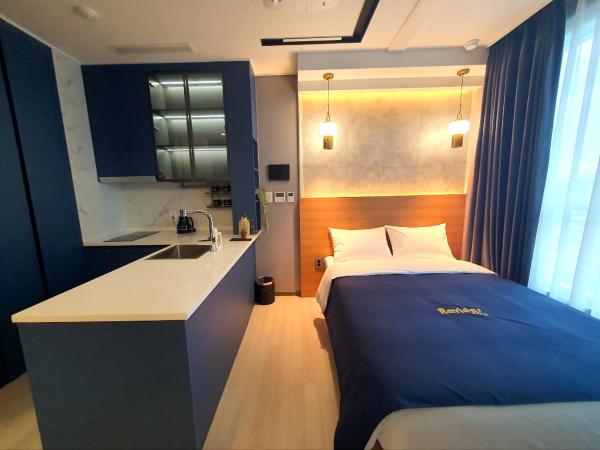 라비앙즈-Raviens-elliy's Room - Busan