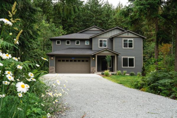 North Cascades Escape- Spacious 5-bedroom, Family Friendly, Ac, Wifi - Rasar State Park, Concrete
