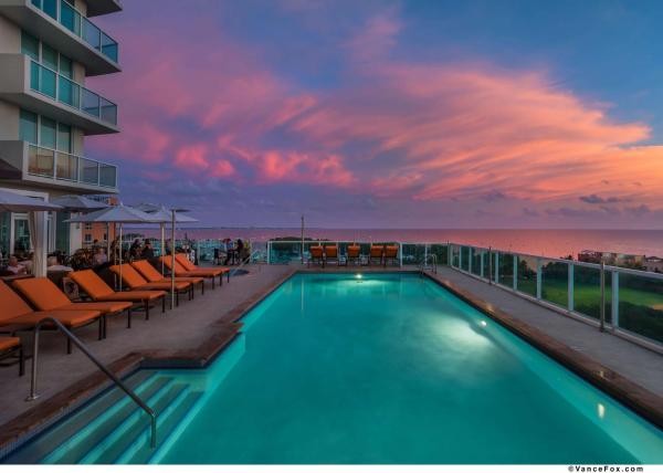 Arya Hotel & Suites Coconut Grove, Worldhotels Distinctive - Hialeah, FL