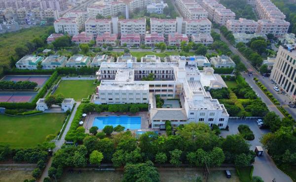 Treehouse Hotel Club & Spa - Bhiwadi