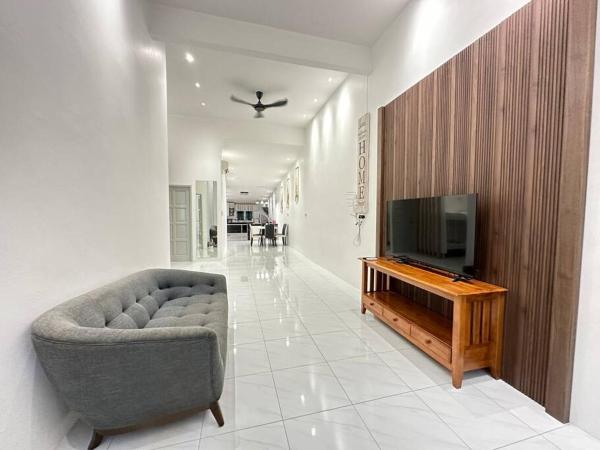 Jk Home 12pax 500mbps 10beds 4bathr 2carparks - Kuching