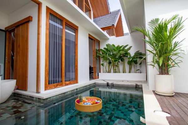 A15 - Private Villa In Seminyak - Big Pool - All New - 