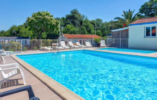 Pet Friendly Stacaravan - Talmont-sur-Gironde