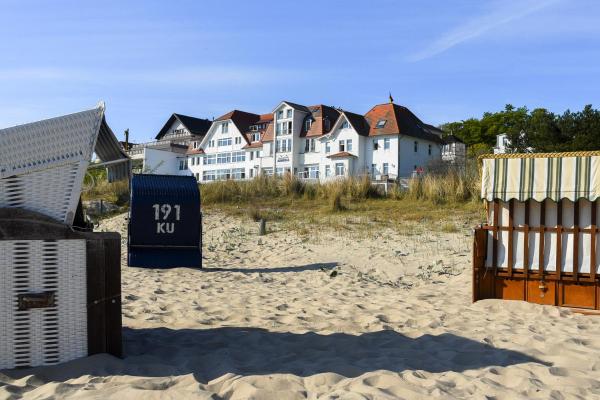 Promenadenhotel Admiral - Koserow