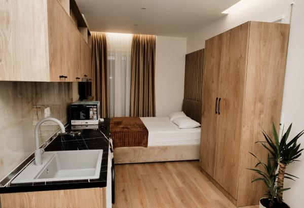 Bulevardi Blu Kamez 3 - Vorë