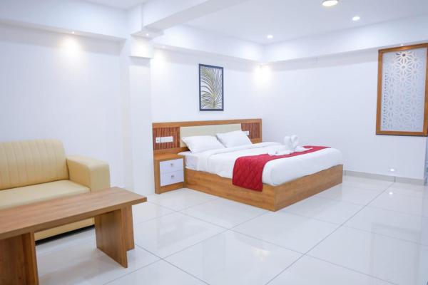 Coral Inn Residency - Kattappana