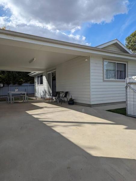 Elizabeth Street Guesthouse - Monte Cristo Historic Homestead, Junee