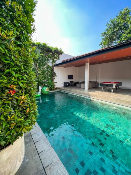 Leroca Villa - Bandung