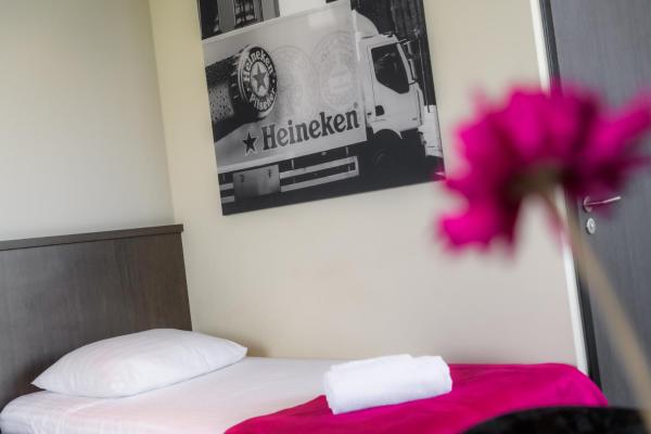 Bas World Hotel - Niederlande