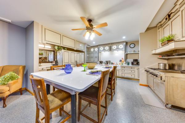 The Vista Retreat About 30 Mi To Kansas City! - レブンワース, KS