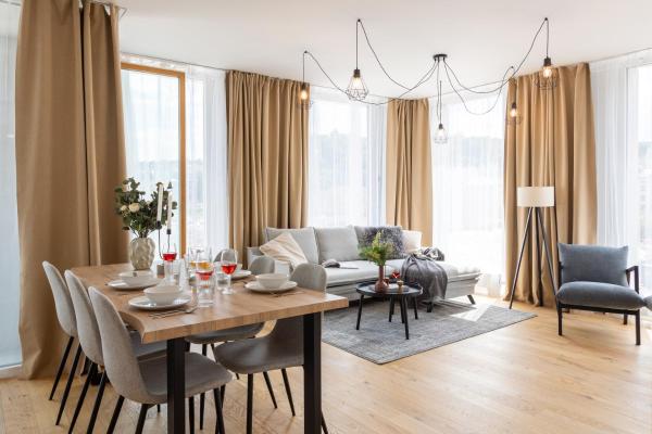 Prague Days - 2bdr Apt - Balcony - Garage Parking - Easy City Center Access - Prague Václav Havel Airport (PRG)