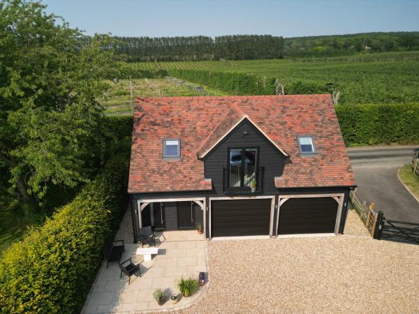 Cannister Hall Apartment, Selling, Faversham, Kent - Isle of Sheppey